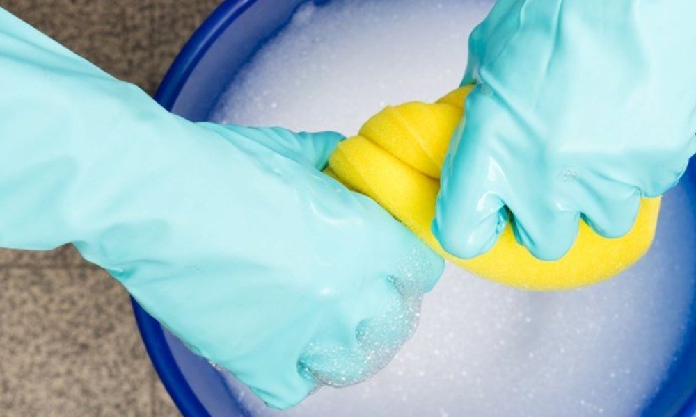 Lattiakaivon puhdistus – 5 helppoa vaihetta | Netrauta.fi